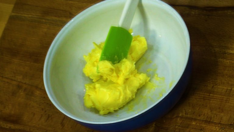 Hand Churned Butter - Recipe.tv